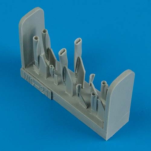 Quickboost 48367 MiG-21MF Air Scoops Eduard