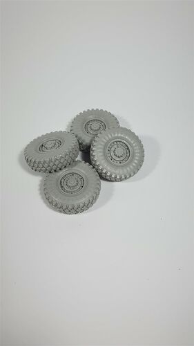 PanzerArt RE35-751 ASV M1117 “Guardian” Road wheels
