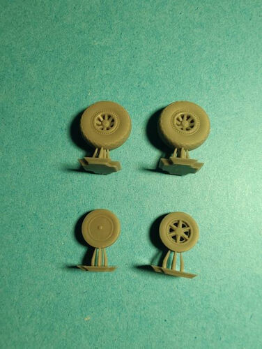 FLY ARTA010 Grumman F7F Tigercat - Set Wheels with Tread