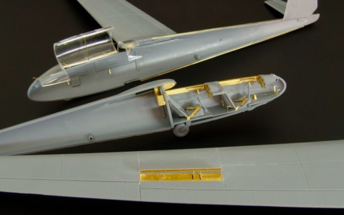 Brengun L48052 Let L-13 Blanik glider (Azmodel-Model kit)