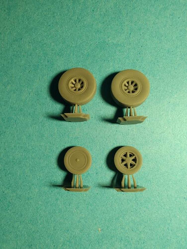 FLY ARTA009 Grumman F7F Tigercat - Set Wheels with Grooves