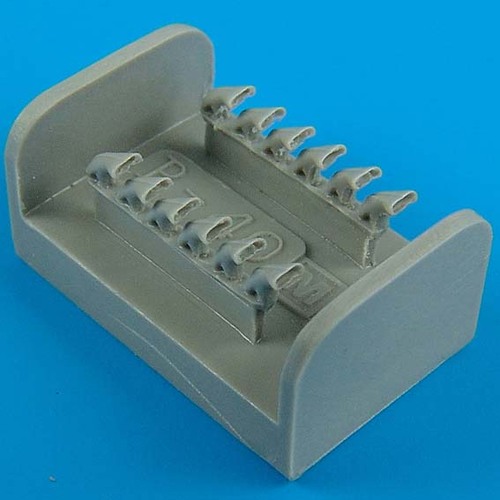 Quickboost 72096 P-40 M/N Exhaust Academy