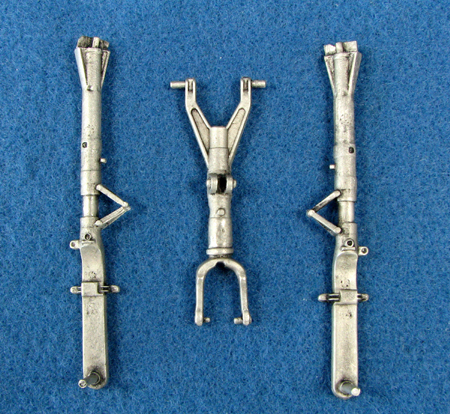 Scale Aircraft Conversions 32001A Republic F-105 D/F/G Thunderchief - Landing Gear (designed to be used with Hobbycraft and Trumpeter kits)