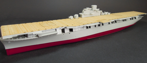 Artwox AW20135 USS Essex CV-9