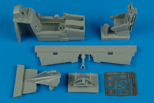 Aires 4474 F-102A Delta dagger cockpit set Monogram