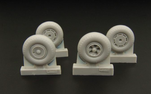 Brengun L48041 Wheels for Fairey Barracuda Mk II two types