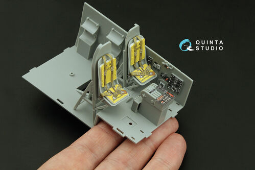 Quinta Studio QD32233 Boeing B-17 E/F Flying Fortress - Pilot's Cockpit - 3D-Printed & Coloured Interior (for HK Models kits)