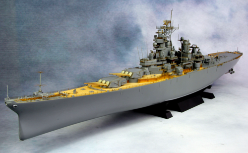 Artwox AD10001 USS Missouiri (BB-63) - Circa 1991