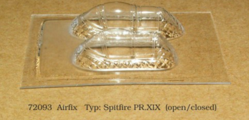 Rob Taurus 72093 Spitfire PR. XIX open-closed