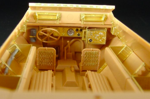 Hauler X48296 Sd Kfz 251-1 ausf D INTERIOR