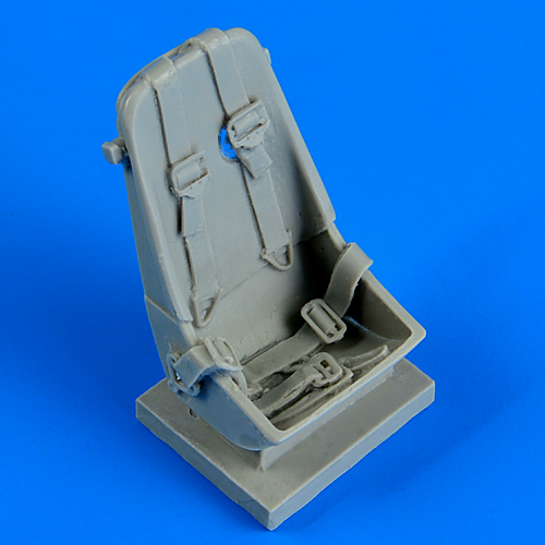 Quickboost 32163 Me 163B seat with safety belts ejection seat MENG