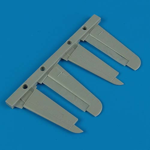 Quickboost 72317 F4U Corsair Stabilizer Tamiya