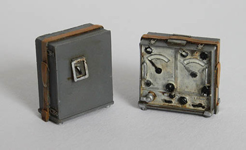 Plus Model EL021 German wireless station WWII Torn.Fu.b1