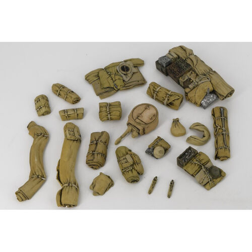 Resicast 352496 Crusader - Stowage