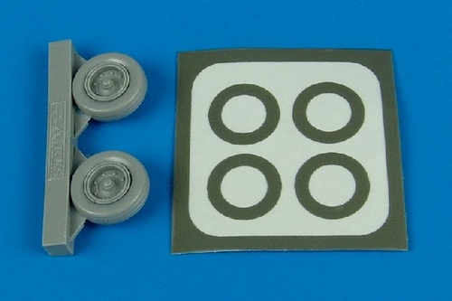 Aires 7221 A-1H Skyraider (U.S.A.F.) wheel & masks Hasegawa