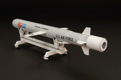 Brengun S48003 AGM-109 Tomahawk
