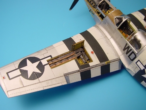 Aires 4243 P-51B/C Mustang gun bay Tamiya