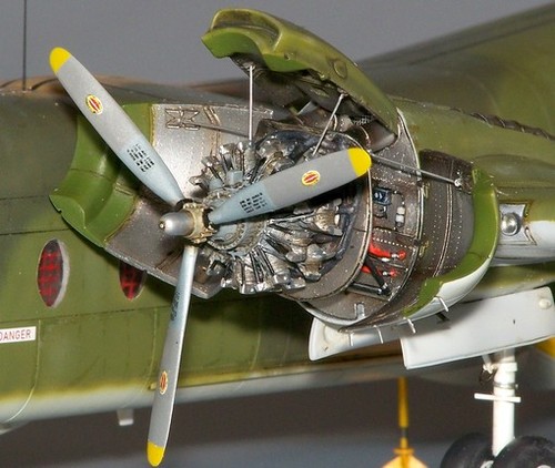 Plus Model AL7003 DHC-4 Caribou - Engine set