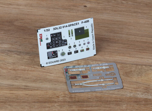Eduard 3DL32014 P-40B Space Great Wall Hobby