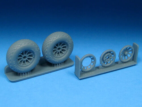 Barracuda Studios R48499 P-51 Mustang Diamond Tread Mainwheels