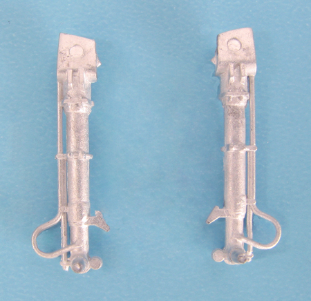 Scale Aircraft Conversions 48163 Douglas SBD-1/2/3/4/5 Dauntless - Landing Gear (designed to be used with Accurate Minatures, Eduard and Italeri kits)