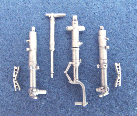 Scale Aircraft Conversions 48121 Messerschmitt Me-262 A-1A / U4 - Landing Gear (designed to be used with Hobby Boss kits)