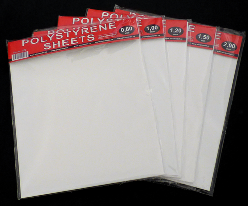 Plus Model 526 Plastic plates big 0,8 mm