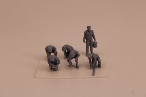 Peddinghaus-Decals 72F007 German Kriegsmarine Sailors rubbing the deck (6 Figures)