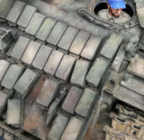 Royal Model di R. Reale 818 Explosive Reactive Armour - no. 1