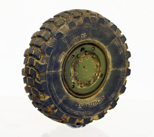 PanzerArt RE35-488 SpPz 2 “Luchs” Road wheels (Michelin X pattern)