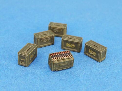Legend LF1388 WWII 50 CAL Ammo Box set (Closed */Open*3, Ammo Belt*3, Incl'Decal)