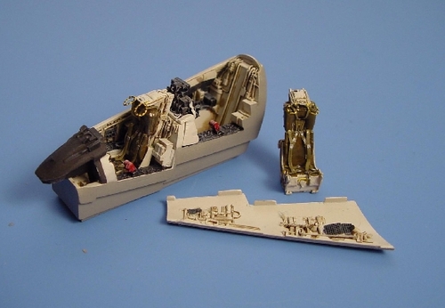 Aires 7075 McDD F-4F PHANTOM II cockpit set Revell