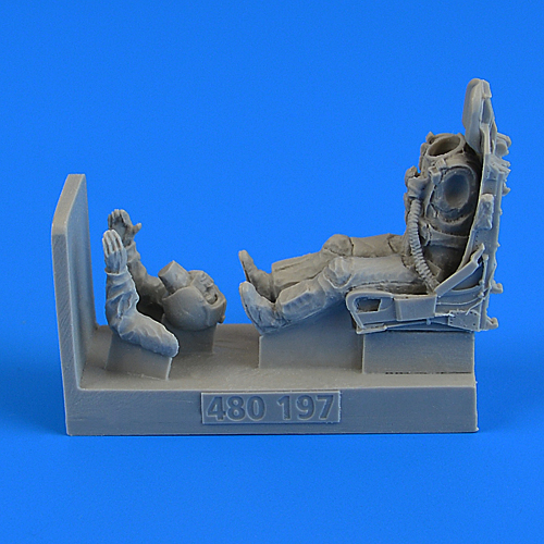 Aerobonus 480197 USAF Fighter Pilot with ejection seat for F-100C/D