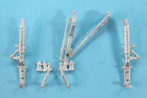 Scale Aircraft Conversions 48340 Republic F-84 G Thunderjet - Landing Gear (designed to be used with Tamiya kits)