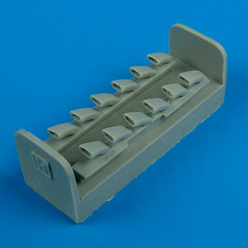 Quickboost 48254 Bf 109K Exhaust Hasegawa