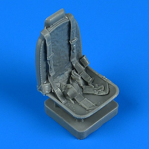 Quickboost 32236 A-1 Skyraider seat with safety belts TRUMPETER