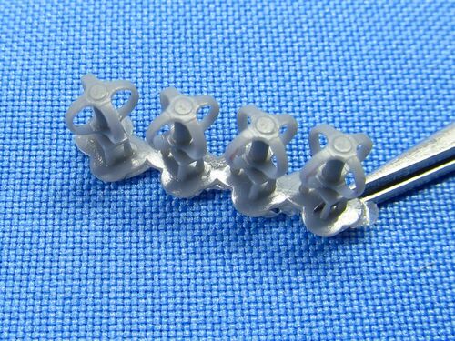 Metallic Details MDR48183 'Egg-Beater' UHF SatCom Antenna (4 pcs)
