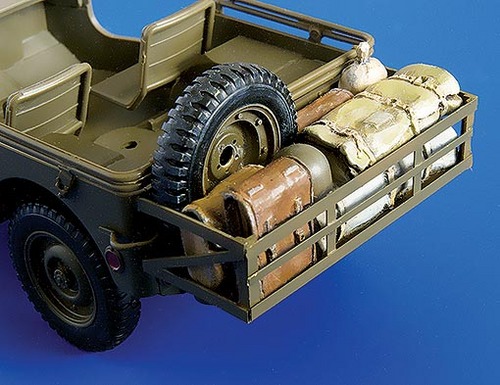 Plus Model 246 Pannier with cargo for Jeep