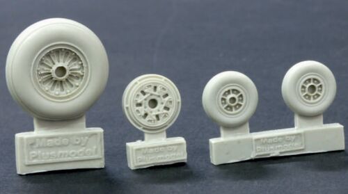 Plus Model AL4091 F-101B Woodoo wheels