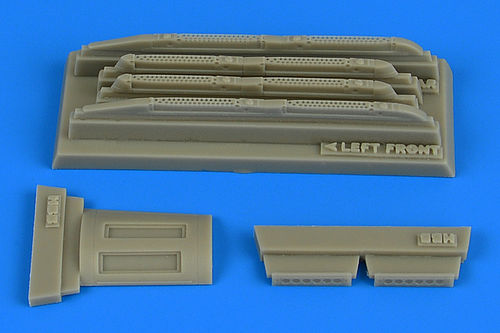 Aires 4752 Su17M3/M4 Fitter K fully louded chaff/flare dispensers HOBBY BOSS