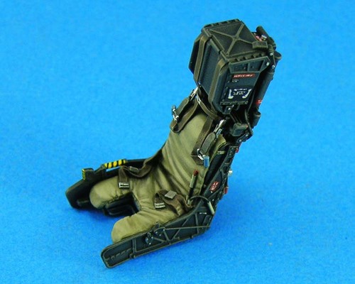 Legend LF3213 SJU-17 Seats set w/Seat belt (for F-18s) 2ea