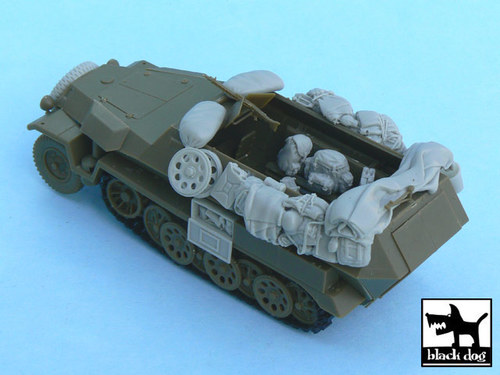 Black Dog T48055 Sd.Kfz. 251/1 Ausf.C accessories set for AFV Club AF48007, 27 resin parts