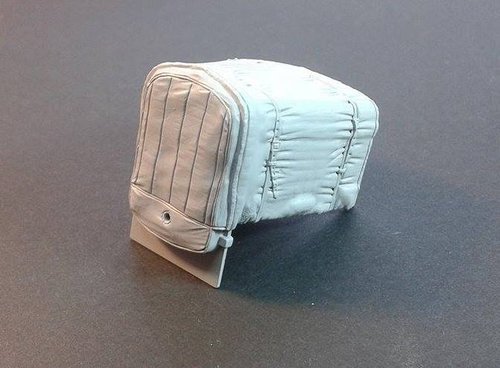 PanzerArt RE35-415 ZiS -5 engine deck with canvas cover (ZVEZDA Kit)