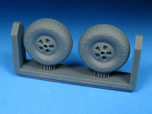 Barracuda Studios R72464 Mosquito Slotted Mainwheels - Block Tread