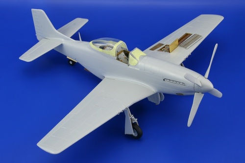 DISCONTINUED Eduard 32216 P-51D exterior TRUMPETER