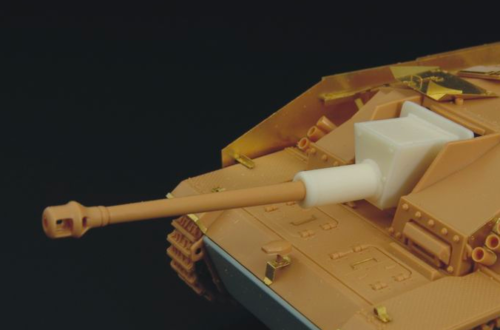 Hauler X48118 Stug III Ausf G welded gun shield