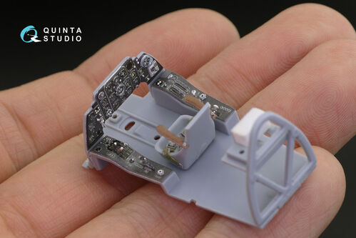 Quinta Studio QD48015 Lavochkin La-11 - 3D-Printed & Coloured Interior (for ARK kits)