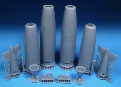 Barracuda Studios R32477 A-4 Skyhawk 300 Gallon Droptanks