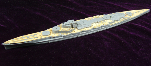 Artwox AM20010A IJN Kongo 1944 Full hull