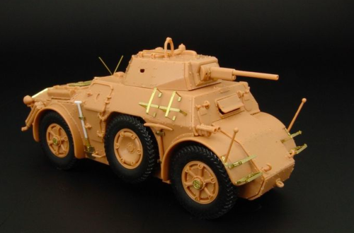 Hauler X48313 AB-43 Autoblinda Italeri